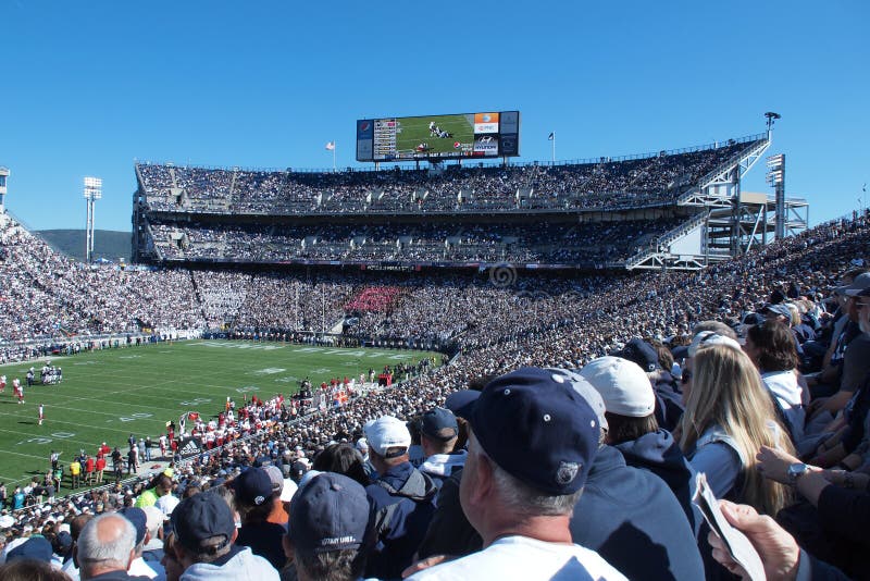 Penn State Clock of 2002 at Penn State University Editorial Stock Photo ...