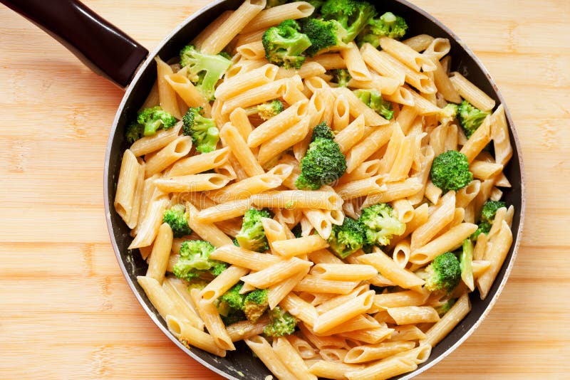 Penne with broccoli stock image. Image of italian, italy - 58534983
