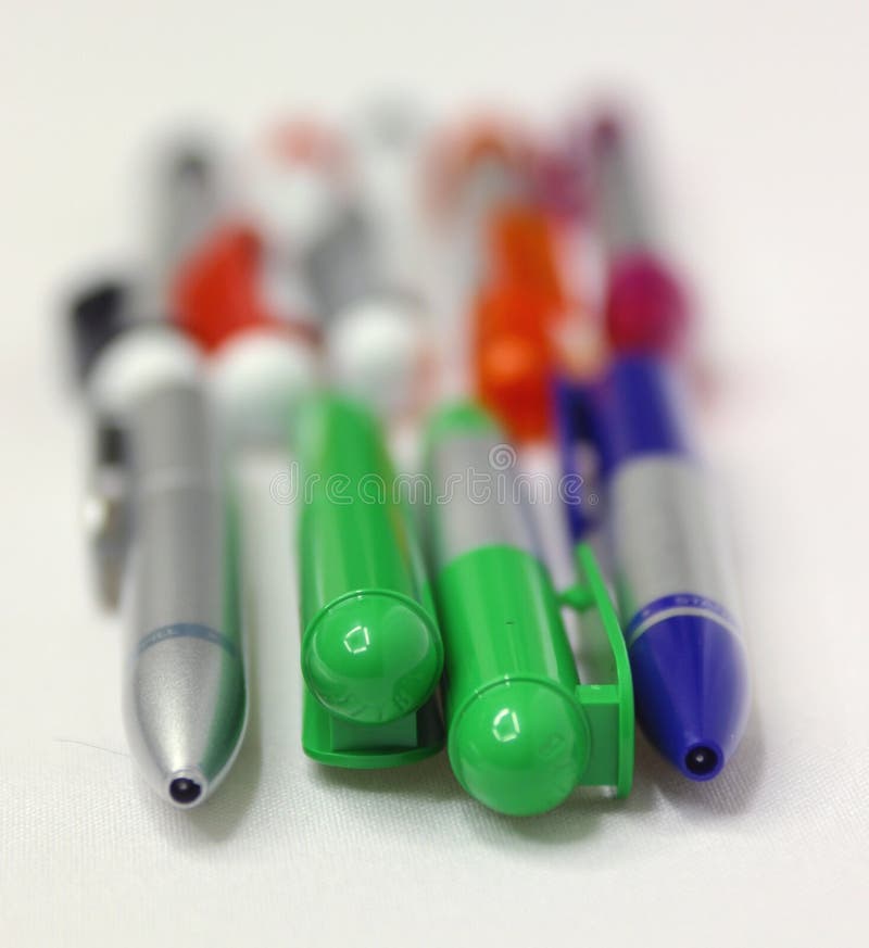10+ Paper pens pins Free Stock Photos - StockFreeImages