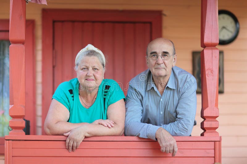 Pensionati fotografia stock. Immagine di località, rustico - 39976848