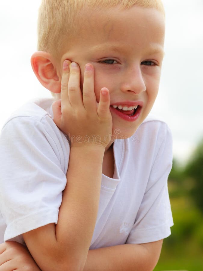 2,366 Kid Daydreaming Photos - Free & Royalty-Free Stock Photos from ...