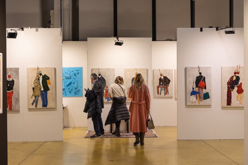 People Admiring Paintings in a Modern Art Gallery Editorial Photo ...
