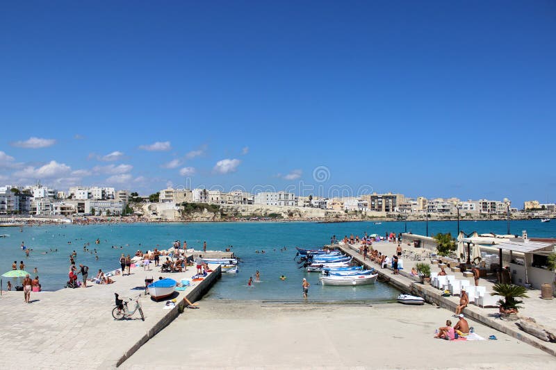 Beach of Puglia editorial photography. Image of traveling - 117676007