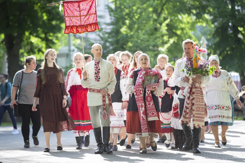 People in Belarusian National Costumes Editorial Photo - Image of ...