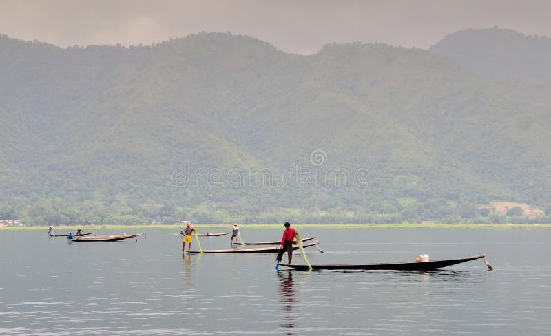 People Catching Fish on Inlay Lake in Shan State, Myanmar Editorial ...