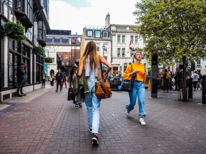 People in Central London (hdr) Editorial Photo - Image of europe ...