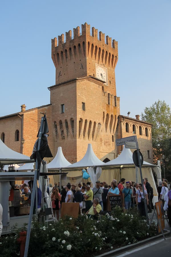 People in Central Square of Spilamberto, Italy Editorial Photo - Image ...