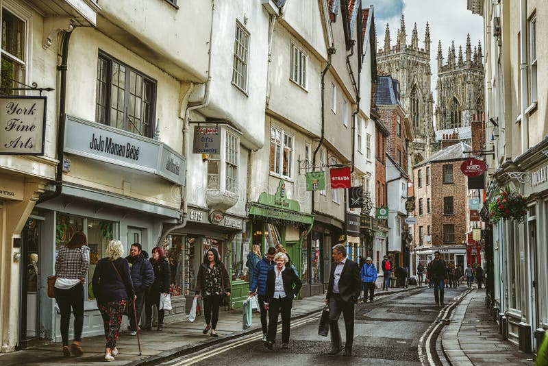 England People Lifestyle