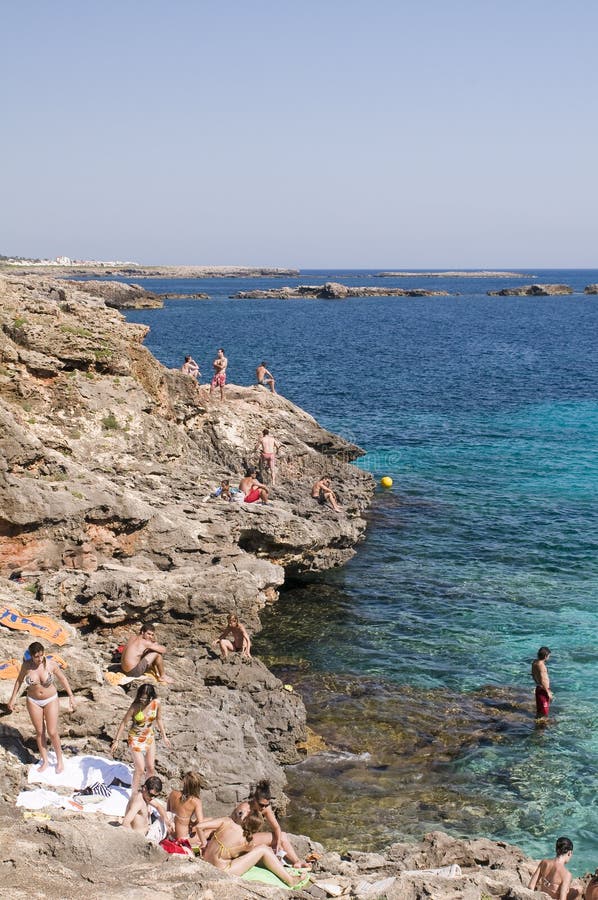 People At Cliff Shore Swimming Picture. Image: 6634558