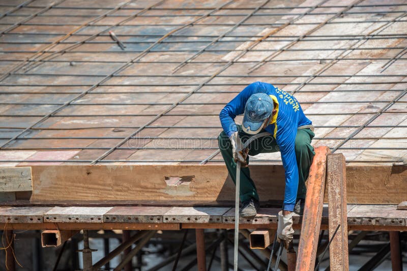 People Construction Worker at Construction Site Editorial Stock Photo ...