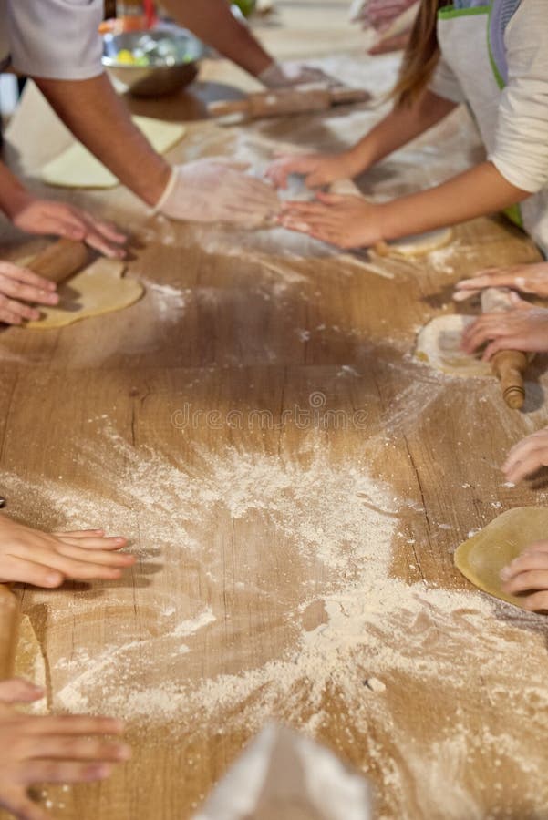 People at cooking classes stock image. Image of culinary - 110962589