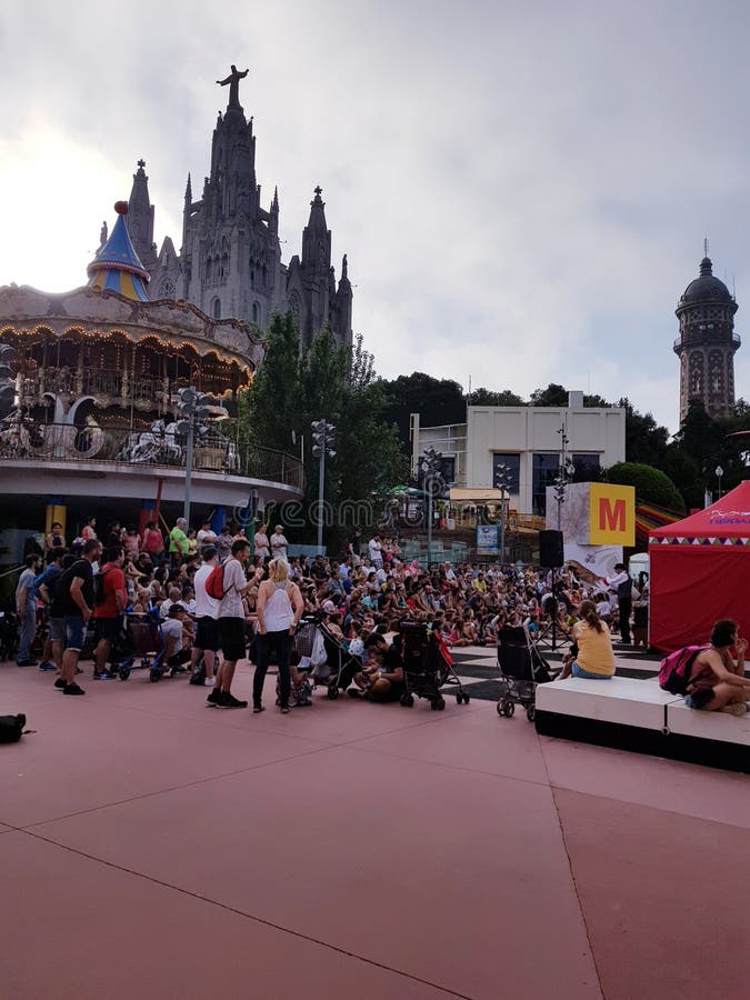 People Croud in a Magic Show from Spain Barcelona Editorial Stock Photo ...