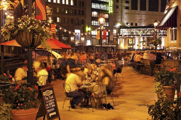 People Dining at the Front of Milwaukee River Editorial Photography ...