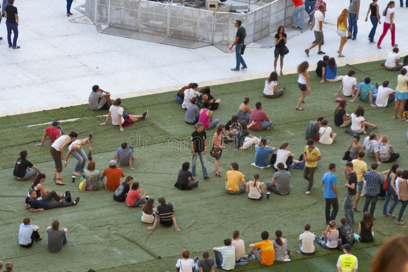 People enjoy rock concert editorial photo. Image of performance - 29630116