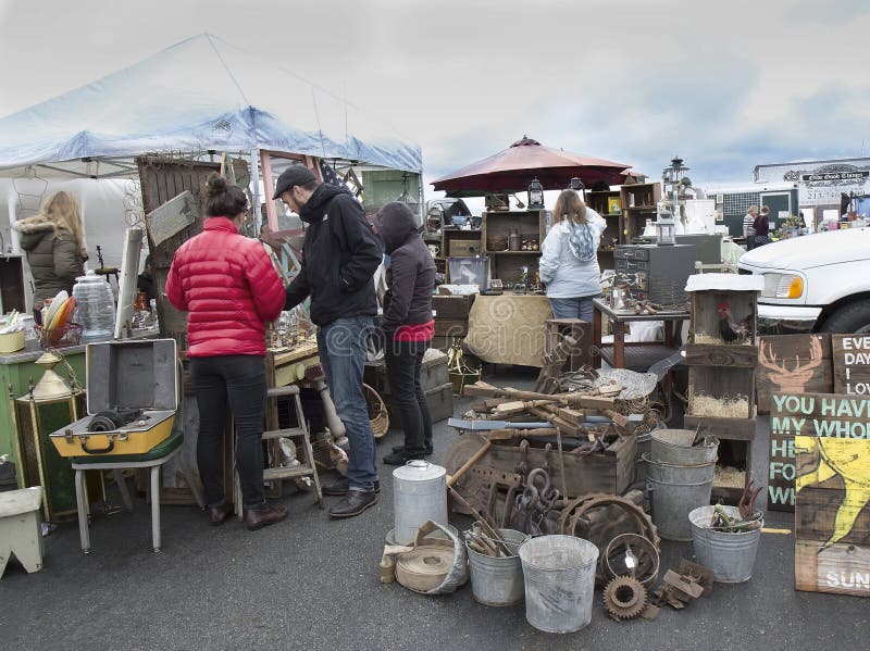 People Shopping at a Flea Market before Christmas Editorial Stock Image ...