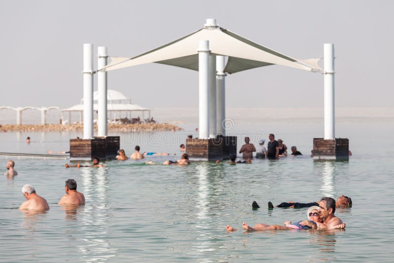 People Floating in Dead Sea Editorial Photography - Image of landscape, fields: 177095492