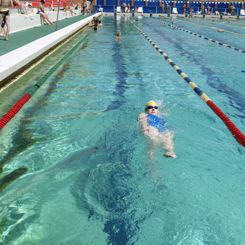 People Having Fun In Swimming Pool Royalty Free Stock Image - Image ...