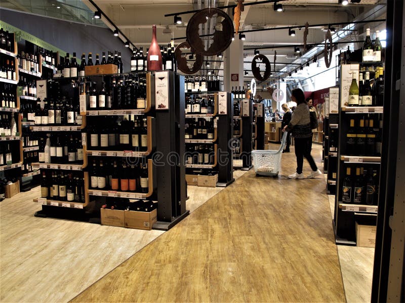 Eataly Store editorial stock photo. Image of high, shop - 44363433