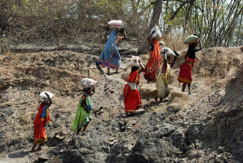 People of the Jharia Coalmines Area in India Editorial Photography ...