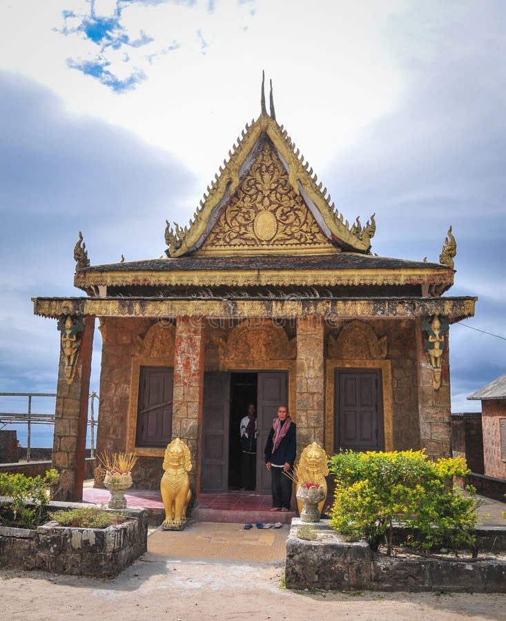 People at the Khmer Temple on Bokor Hill in Kampot, Cambodia Editorial ...