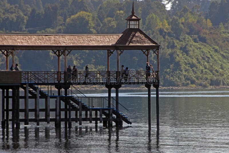 People at a pier editorial photography. Image of group - 172993512