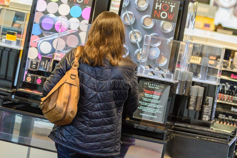 People at a shopping mall editorial stock image. Image of customers ...