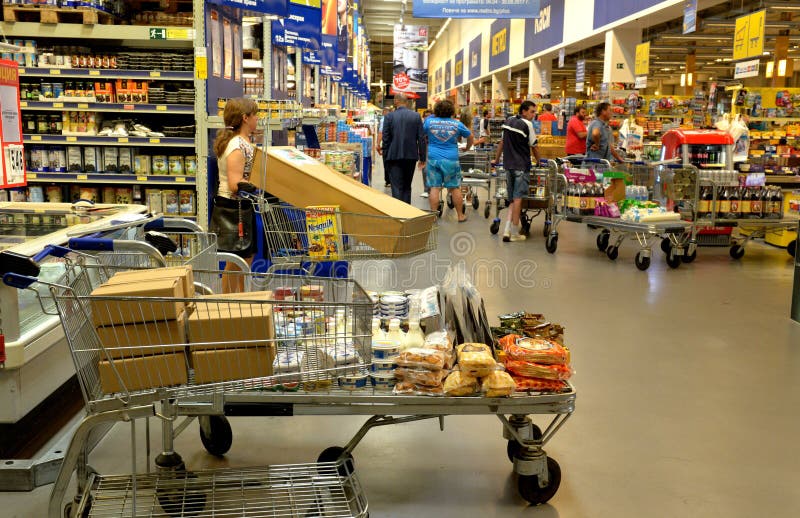 People Shopping in Supermarket Editorial Image - Image of commerce ...