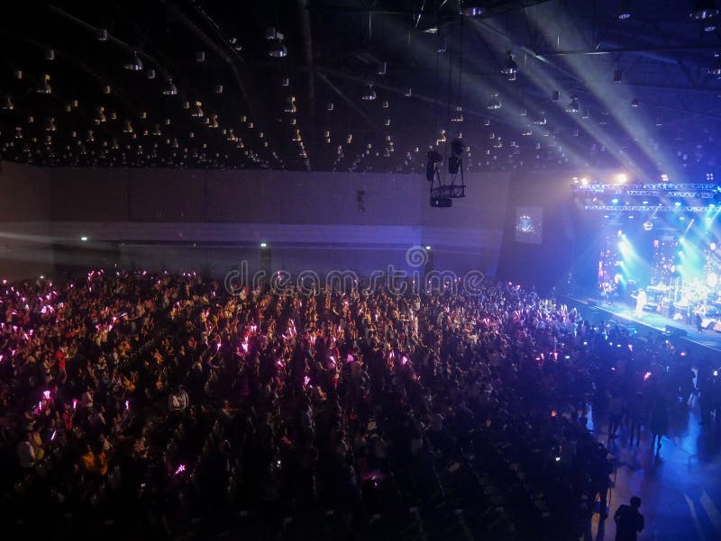 People Sitting Enjoy in Concert Editorial Photography - Image of ...