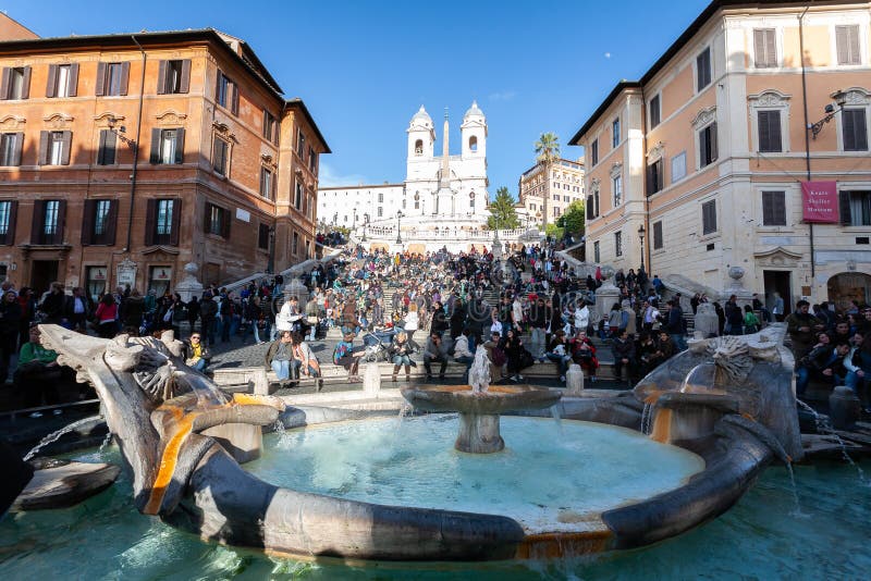 People Sitting on the Spanish Steps in Rome, Italy Editorial ...