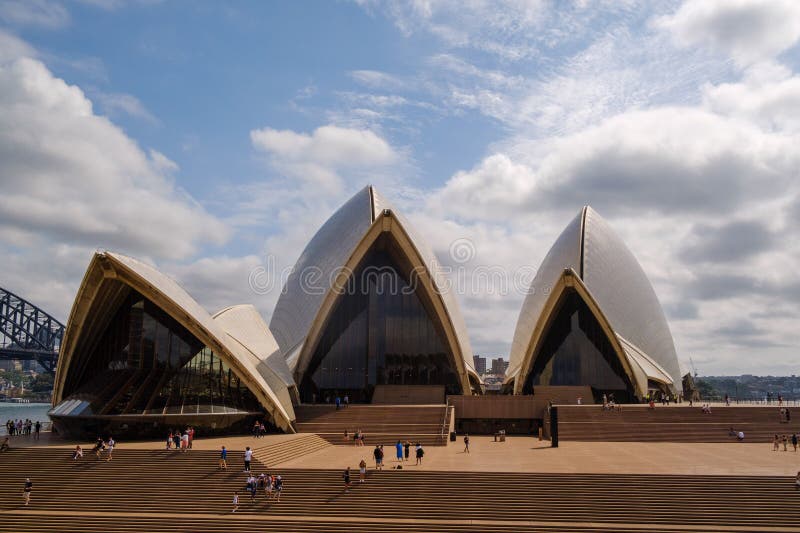 People on the Steps of the Sydney Opera House Editorial Stock Photo ...
