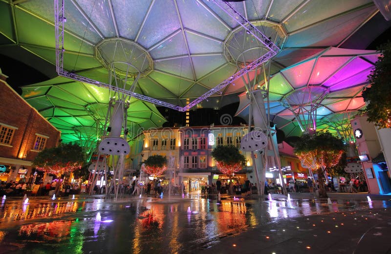 Clarke Quay Central Shopping Mall Singapore Editorial Stock Photo ...