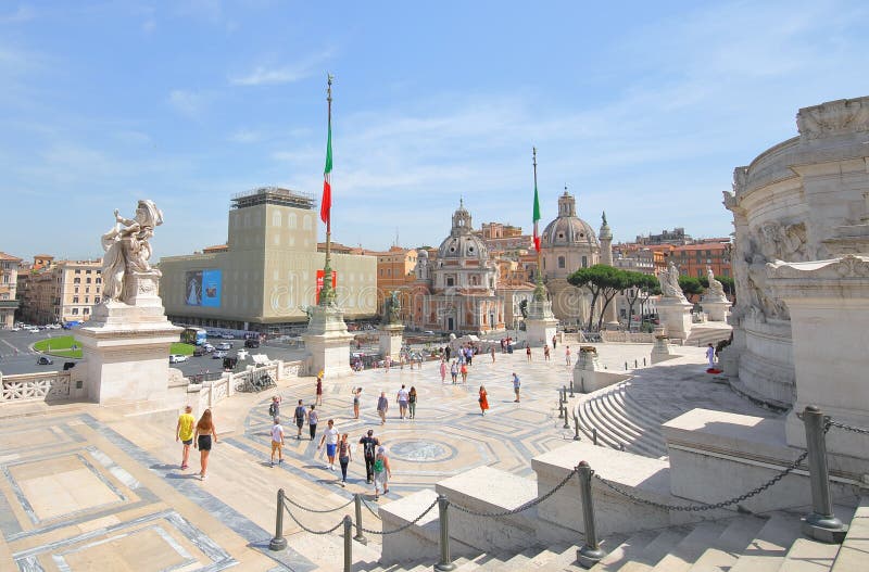 Venezia s square in Rome editorial image. Image of chapels - 92480645