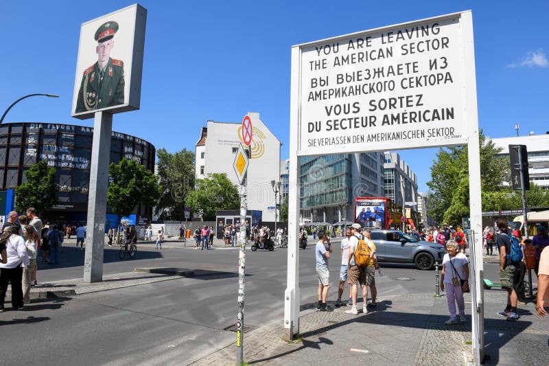 People Visiting Checkpoint Charlie on Berlin in Germany Editorial Stock ...