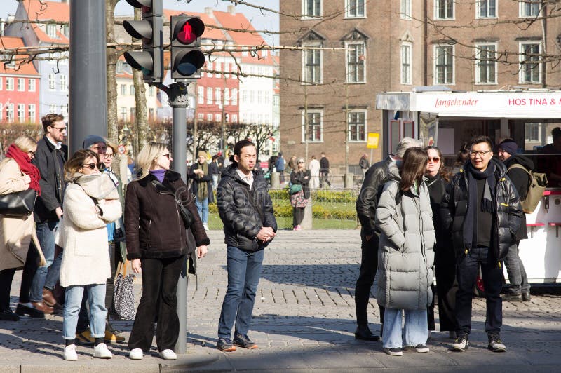 People Wait at a Red Traffic Light Editorial Photo - Image of crossing ...