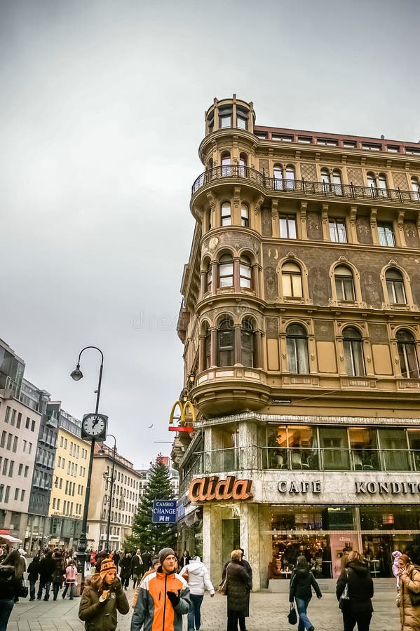 Stephansplatz Square, Vienna. Austria. Editorial Stock Photo - Image of ...
