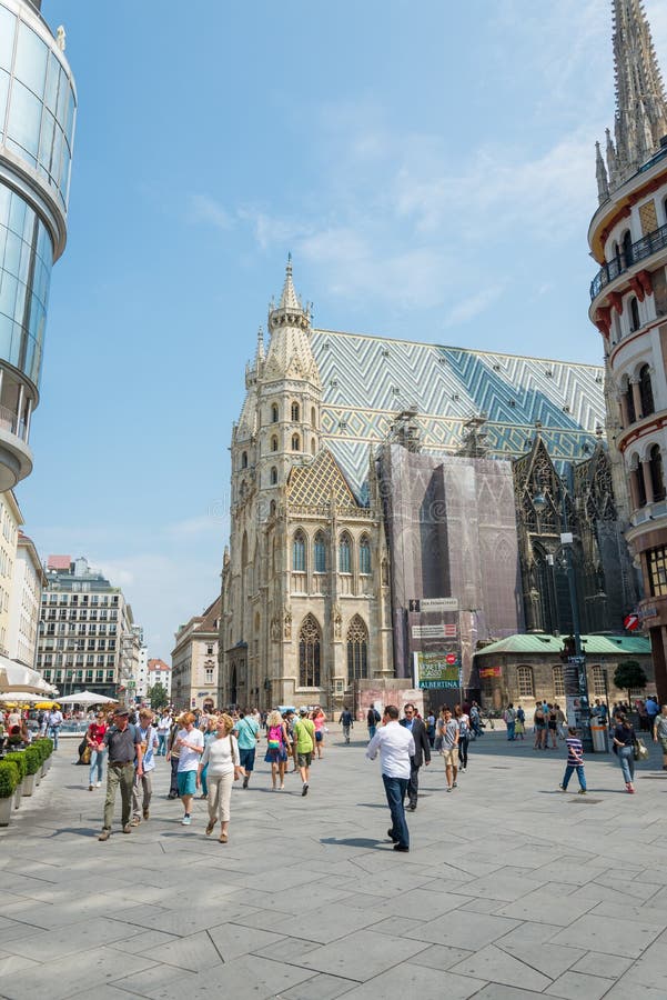 People walking in Vienna editorial stock image. Image of belvedere ...