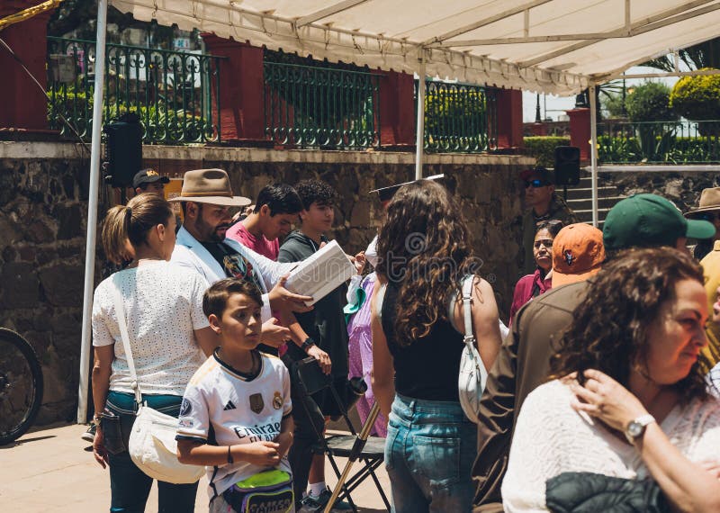 People Watching the Annular Solar Eclipse in Mexico with Cameras and ...