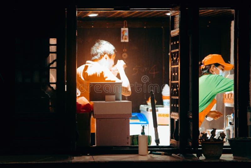 People Working on the Night Shift at the Restaurant Editorial Photo ...