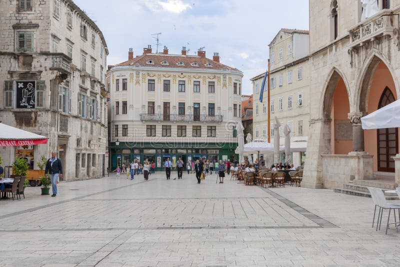 The Peoples Square in Split Editorial Stock Image - Image of europe ...