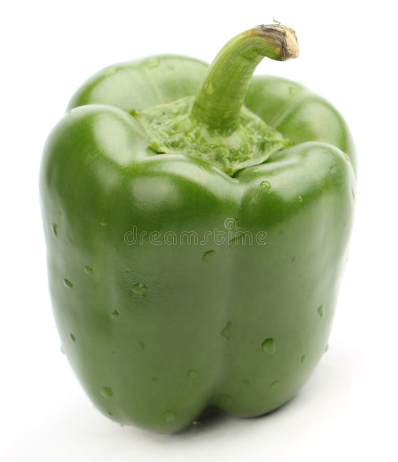 Peperone dolce verde due fotografia stock. Immagine di grezzo - 40909236