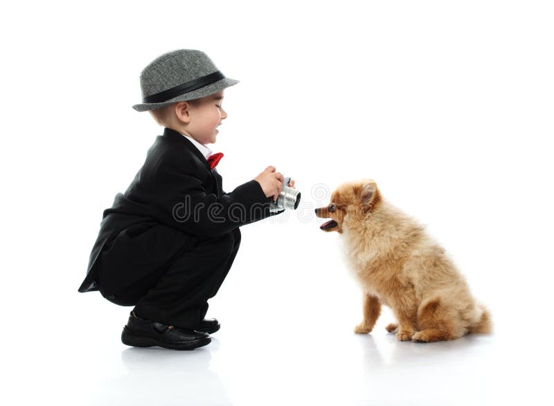 Pequeño muchacho feliz foto de archivo. Imagen de felicidad - 34644416