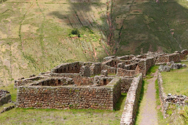 Perú, Valle Sagrado, Ruinas Del Inca De Pisaq Imagen de archivo ...