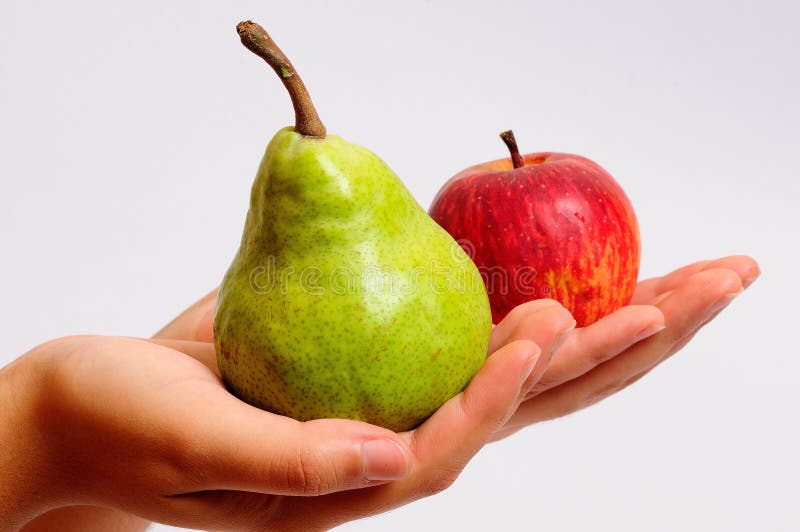 Pera e mela immagine stock. Immagine di frutta, mela - 14135051