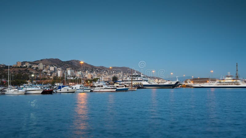 Perama. editorial photo. Image of athens, tugs, gulf - 76827971
