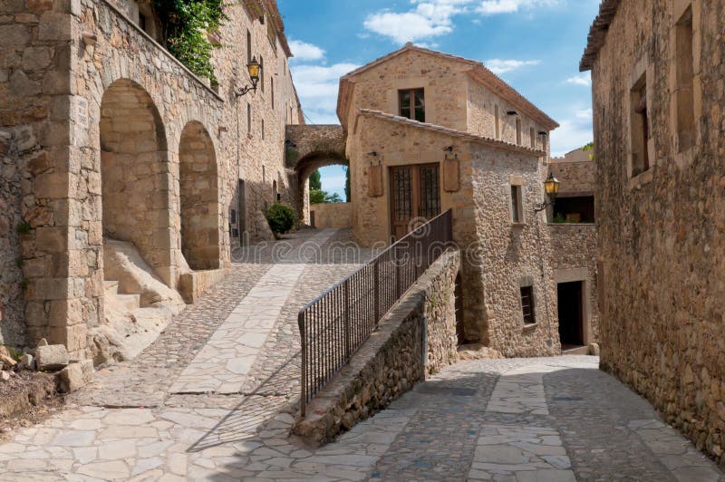 Peratallada, Spain stock image. Image of city, night - 16728671