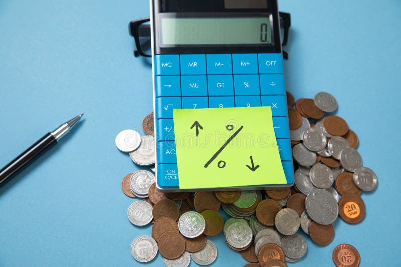 Percentage Symbol on Sticky Note with a Coins Stock Photo - Image of ...