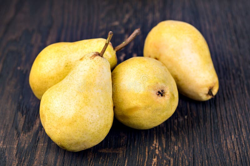 Peren stock foto. Image of vrucht, vegetariër, rijp - 103303236