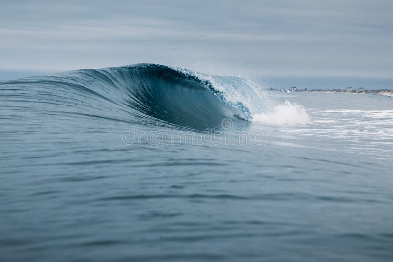 Perfect Barrel Wave in Ocean. Breaking Wave with Sun Light Stock Photo ...