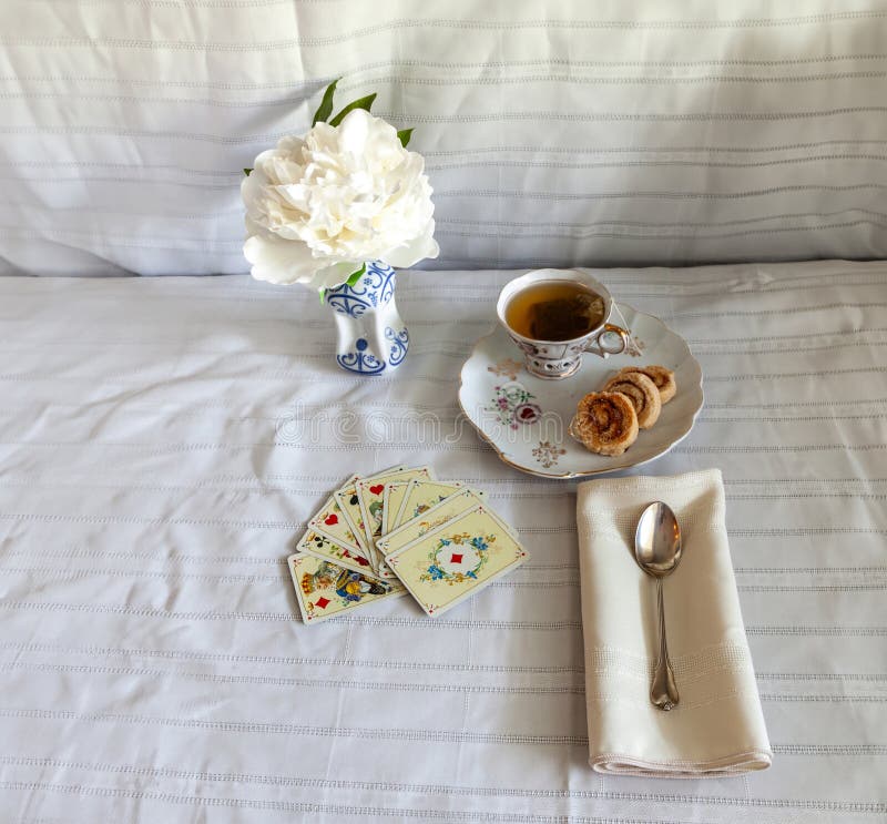 The Perfect Bridge Card Hand with a Cup of Tea Stock Image - Image of ...