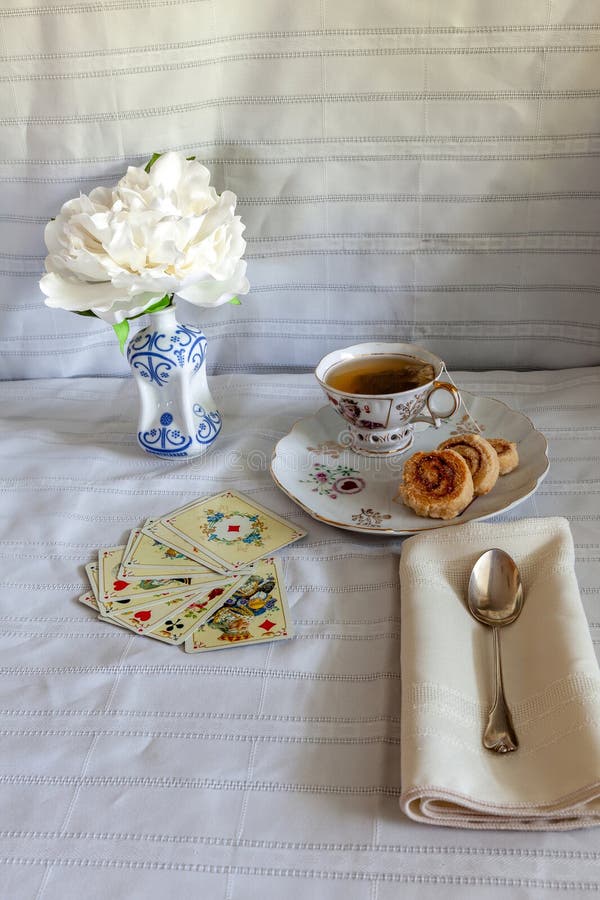 The Perfect Bridge Card Hand with a Cup of Tea Stock Image - Image of ... The Perfect Bridge Card Hand with a Cup of Tea Stock Image - Image of ...